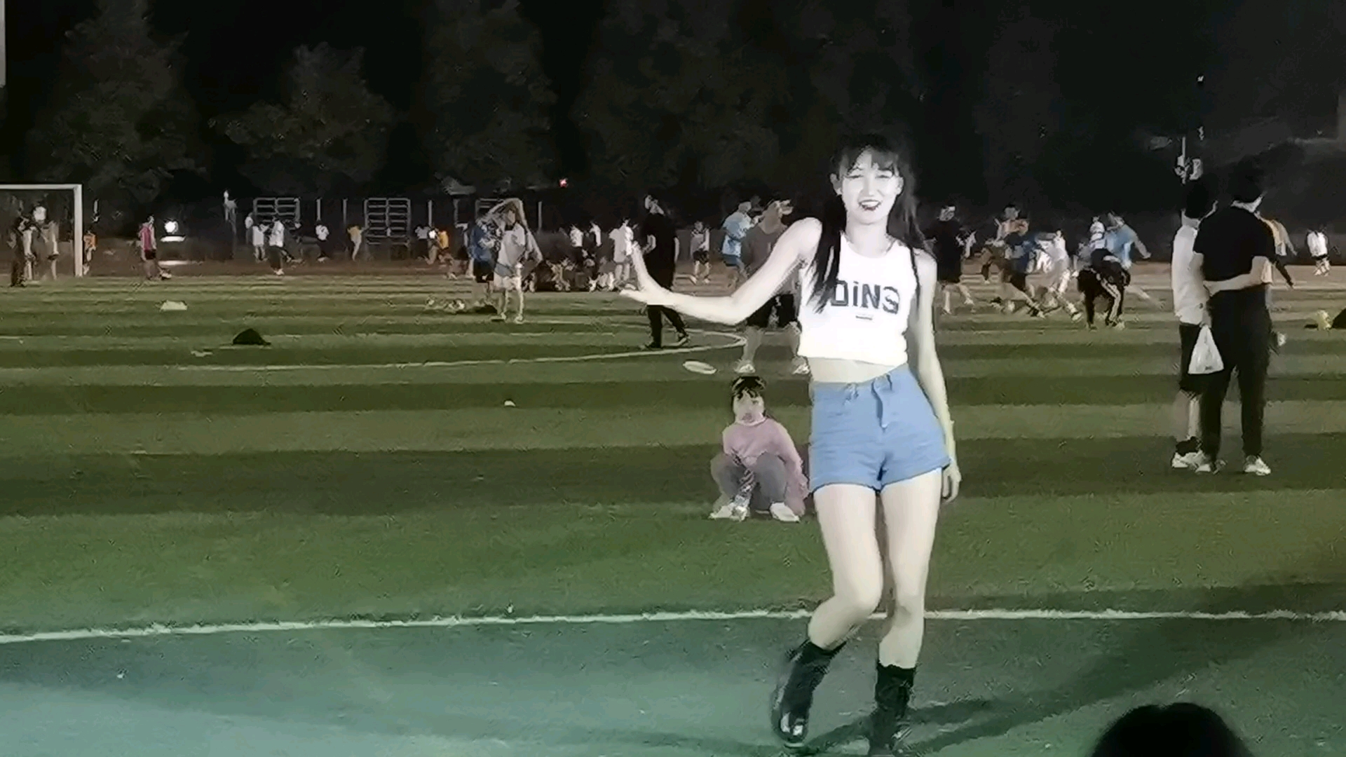 这随机舞蹈跳得不错,武大桂操4月9号