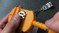 拆表带器如何使用