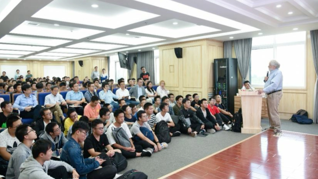 他获得了2022年诺贝尔物理学奖,是西安交通大学荣誉教授!