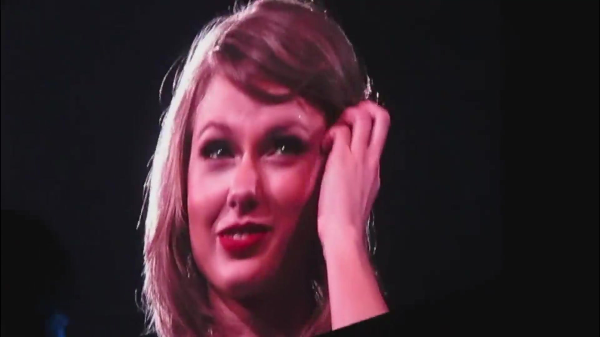 2015霉霉TaylorSwift 1989上海站第三场感动演讲,虽然离家远 但是你们...