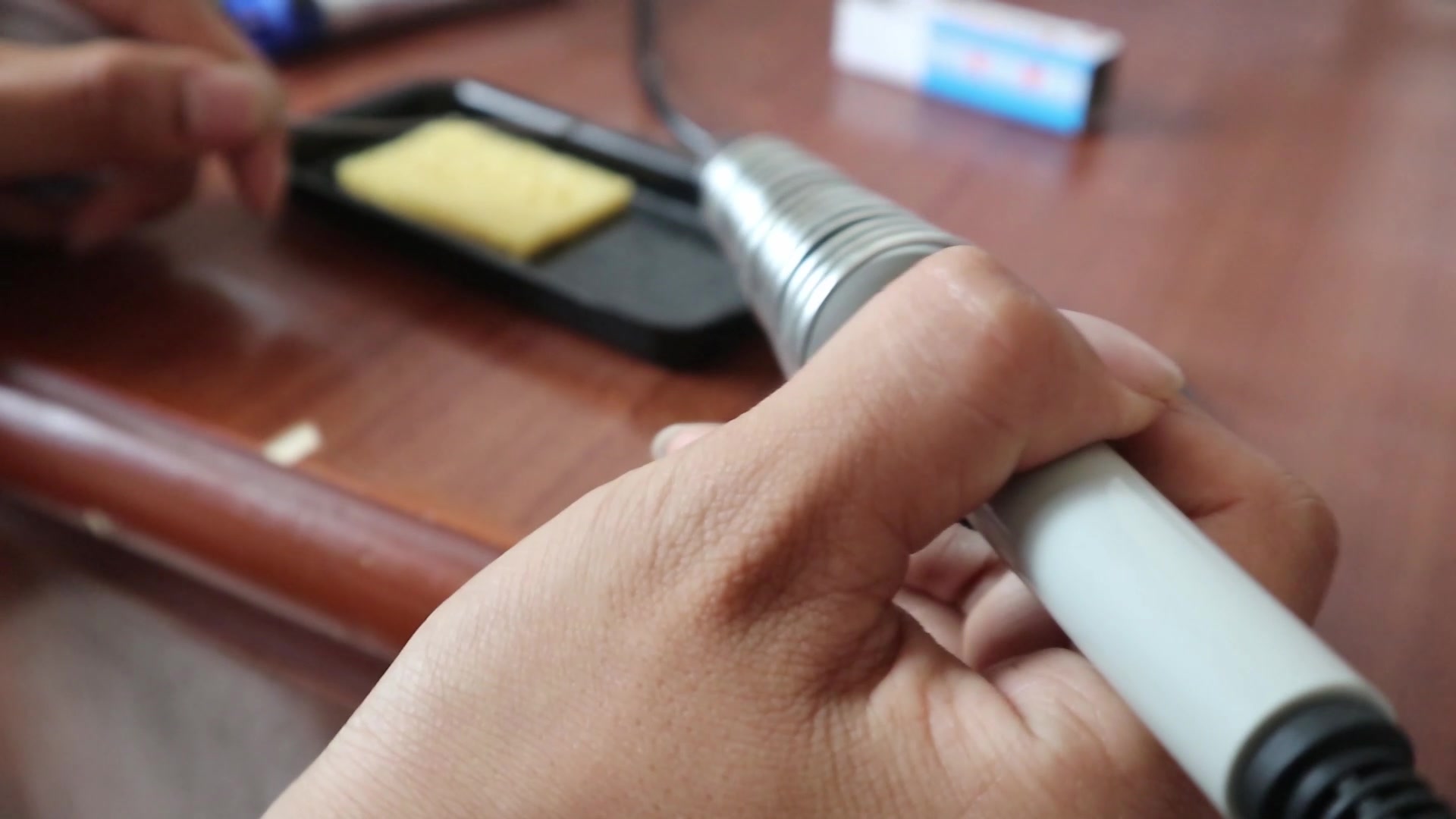 某宝初买电焊笔,新焊小型电磁炮