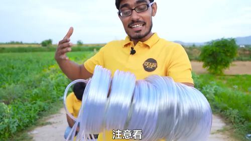 使用182米的吸管喝可乐,最终还能吸到,这是什么原理?