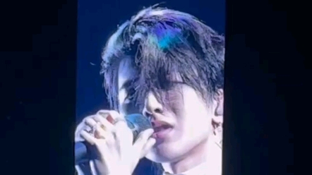 蔡徐坤2021个人巡回演唱会!我的小哭包做到了,他实现了他的梦想