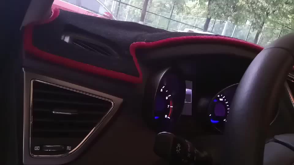 Cs75的炮筒仪表显示,现在看来显得过时了「来自懂车帝车友圈」