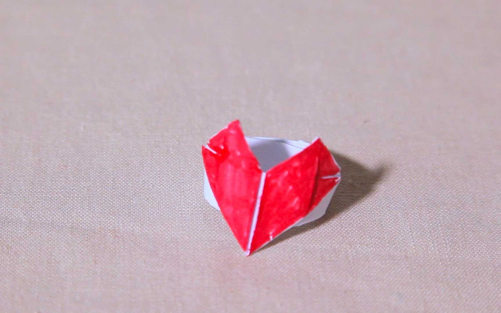 没有钻戒,教你用1张纸折爱心戒指,让你的表白求婚也浪漫