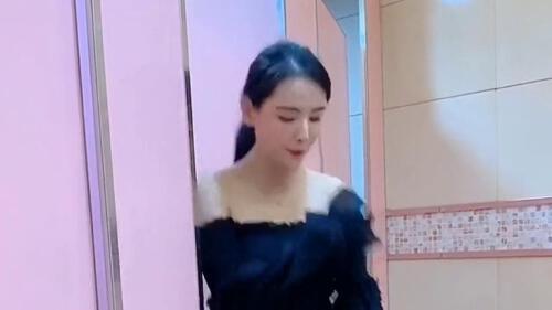 走进商场的厕所,你们有同感吗?这味道真是受不了!