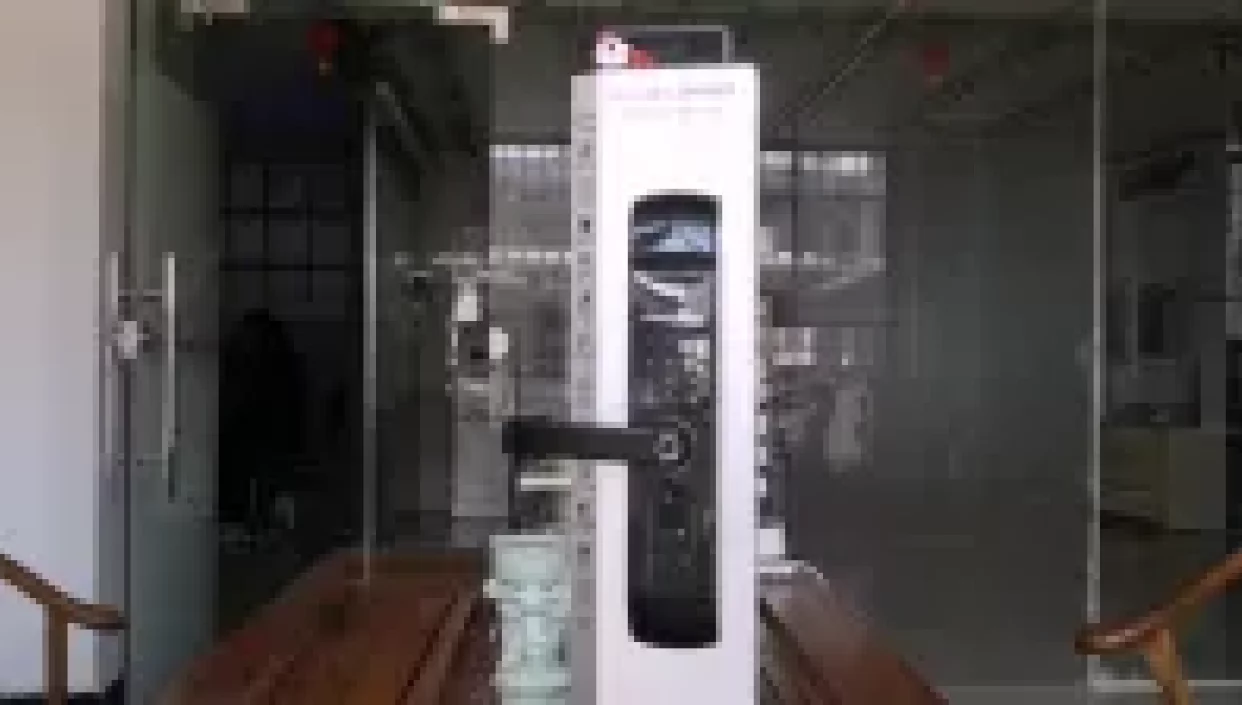 家用入户门防盗门指纹密码锁带钥匙感应卡解锁功能