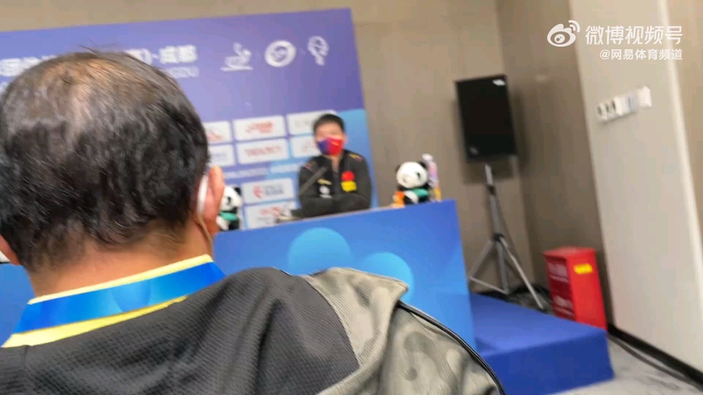 成都世乒赛男团樊振东赛后:十连冠来之不易,对战张本自己细节处理的...