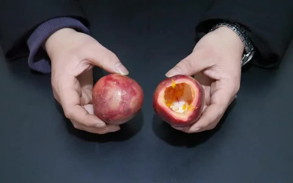 百香果的果皮别扔,加点蜂蜜泡水原来这么厉害,解决很多人的烦恼