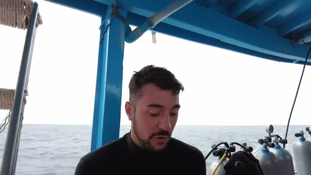 FUN DIVING IN KOH TAO Thailand Vlog with La Bombona Diving