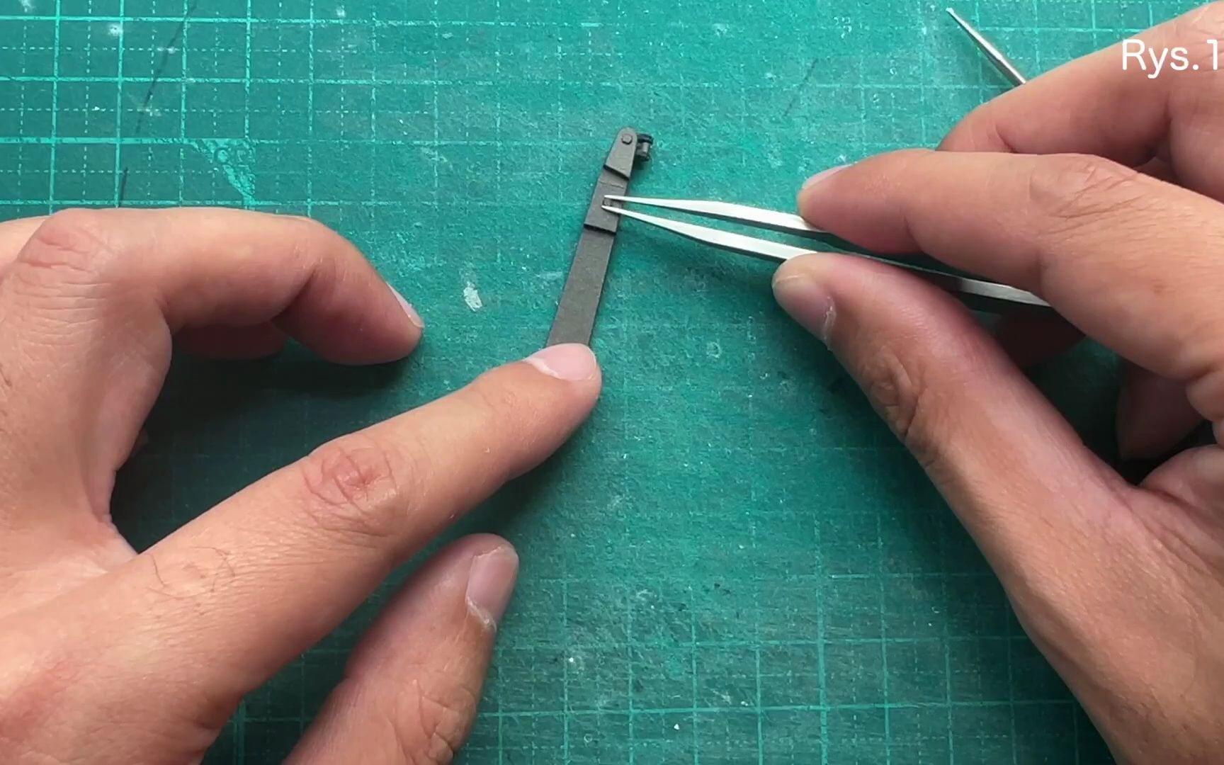 日本纸模型大神卡尔自行臼炮纸模型制作过程#4,内部结构,在纸模型...