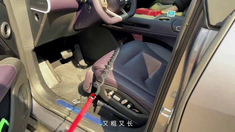 一线四用,用完还能自动收缩的数据线,不得赶紧备上几条