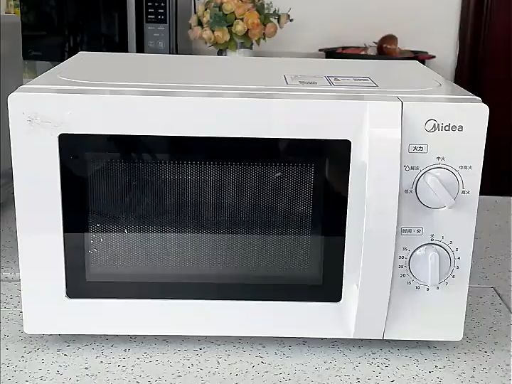 美的(Midea)快捷微波炉 家用小型 360°转盘加热 旋钮操控 易洁内胆 ...