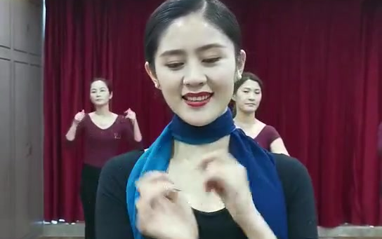 练习手腕柔软的动作!