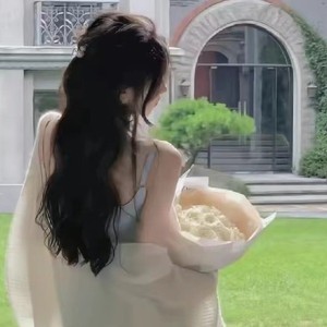 倩妹追剧 