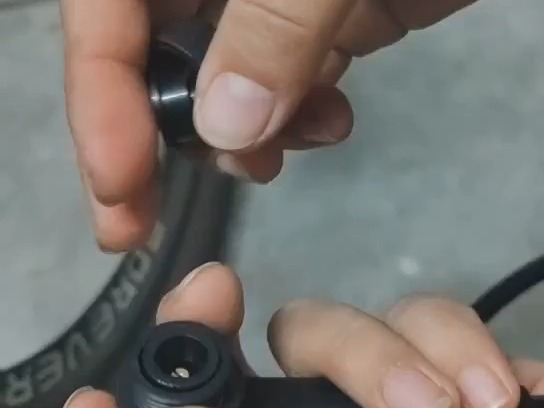 凤凰P32B-13A电子表打气筒 美嘴使用教程
