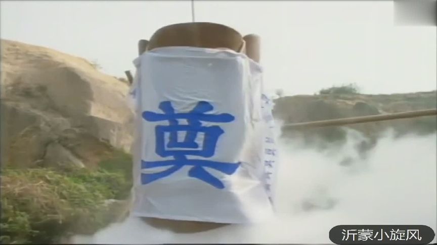 棺木入穴,龙气冲棺,天现异象,风水师这样解释!