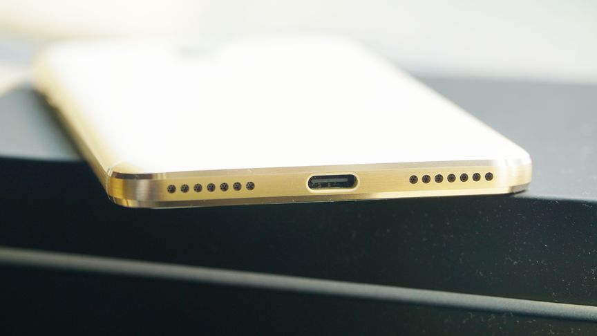 Type C接口有什么优点?为什么连一直坚持不用它的OV都用上了!