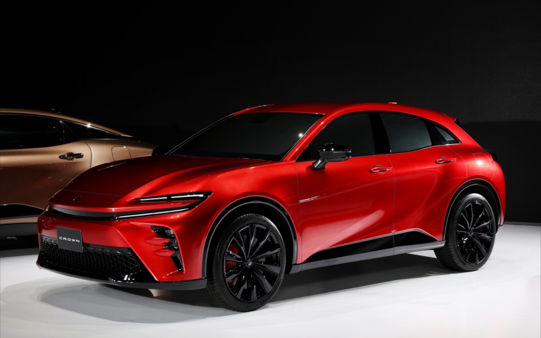 [新车发布]全新丰田crown(皇冠) sport抢先看(中型suv版本)