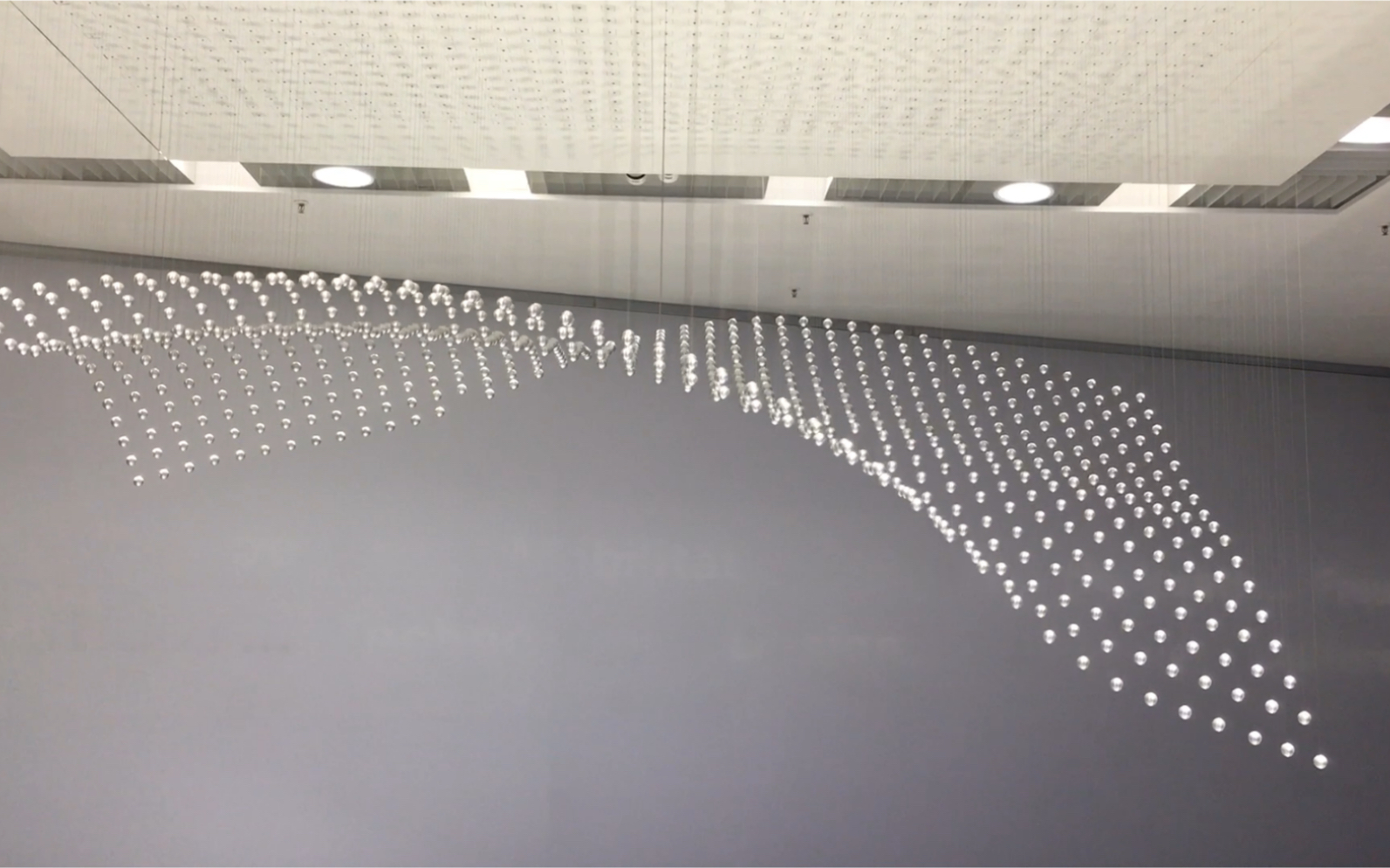 慕尼黑宝马汽车总部悬浮粒子的舞蹈