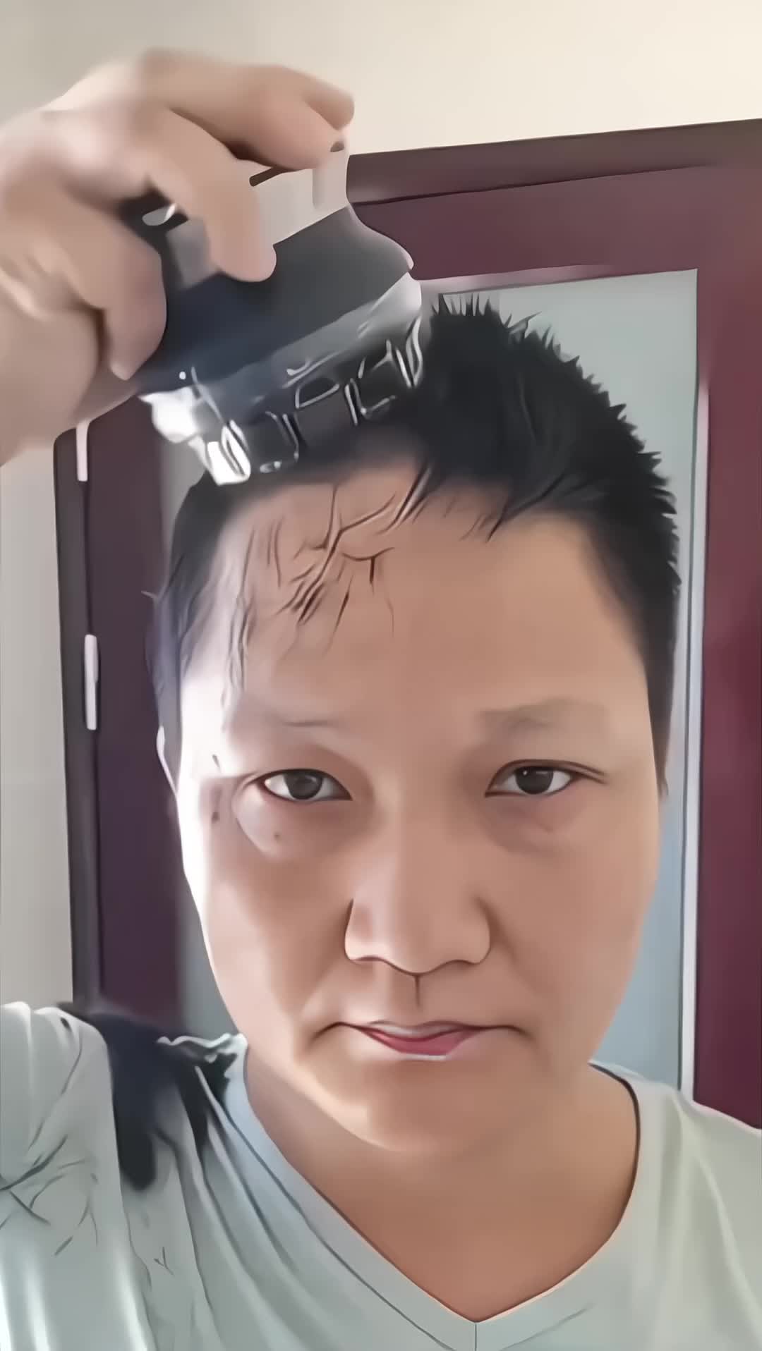 #科技改变生活 #在家理发#自己理发#家用理发器#我的乡村生活