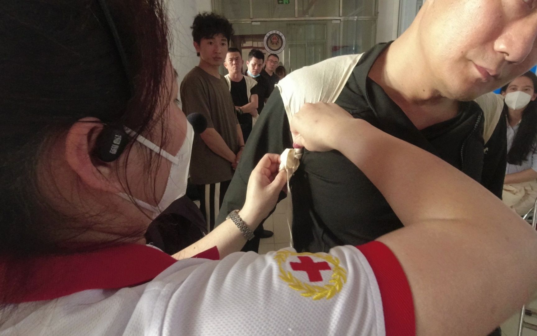 10.三角巾-双肩(简单)-吴老师