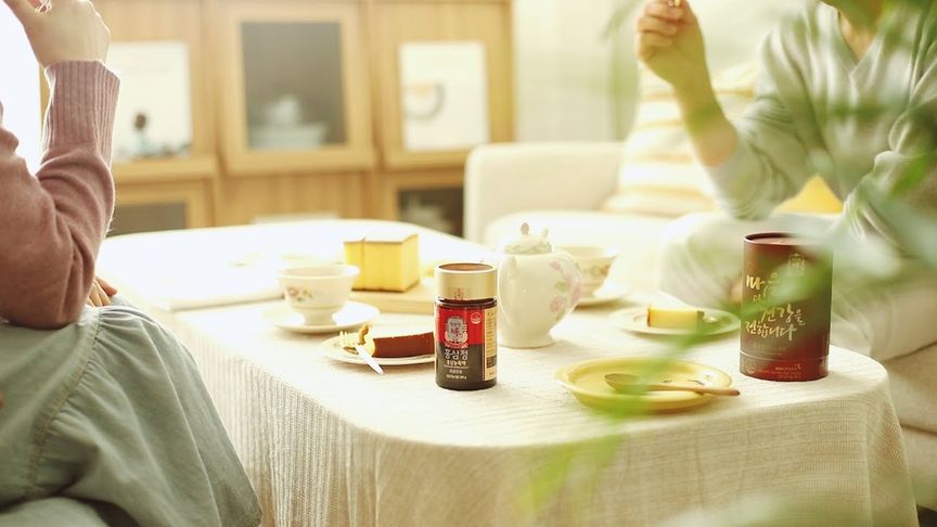 寒冷冬天,韩国主妇用红参给家人补身体,拥有健康的身体最重要