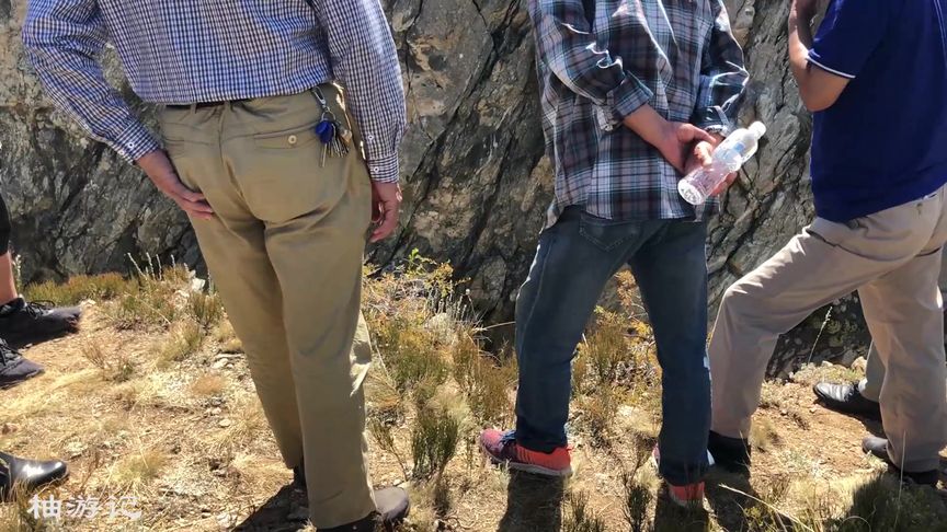 1931年阿勒泰富蕴8级地震留下的断裂带,没专家讲解还真看不出来