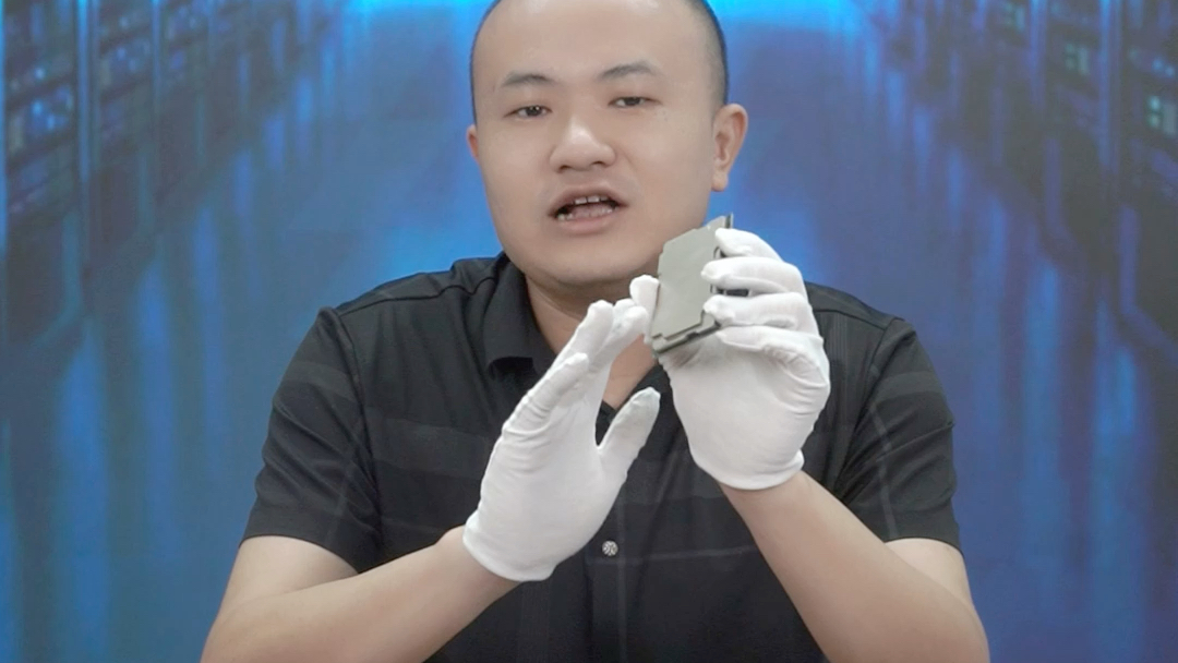 ...2.0GHz,支持最大内存容量6TB,插槽类型是4189贞,非常哇塞的CPU