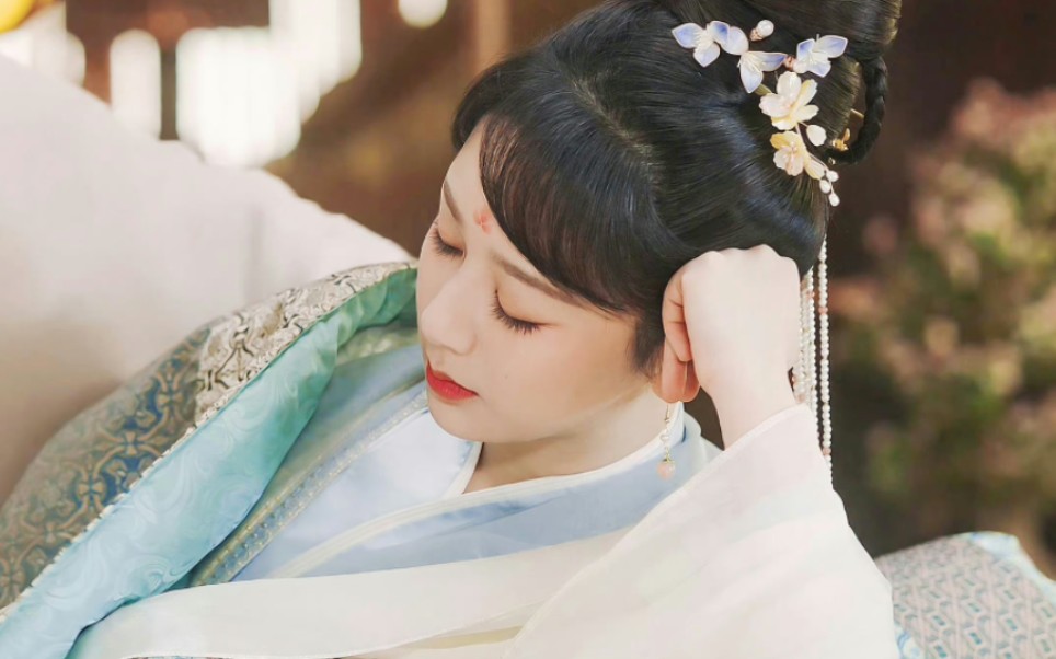 杨紫《长相思》第二季今日过审35集请讲好大王姬大件事、、、