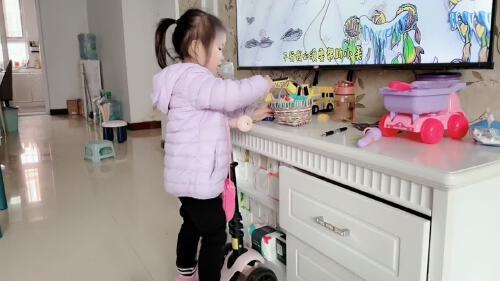 还有一个多月就要放寒假了,什么时候开学还不知道,只能等通知