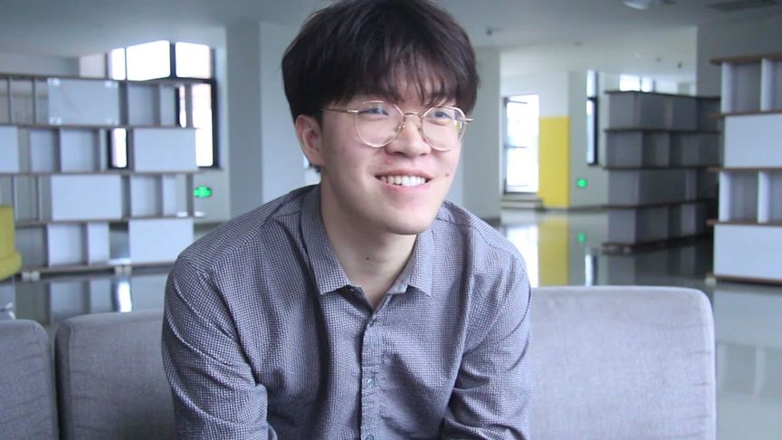 未毕业就实习?谁对谁错,听听大学生们怎么说