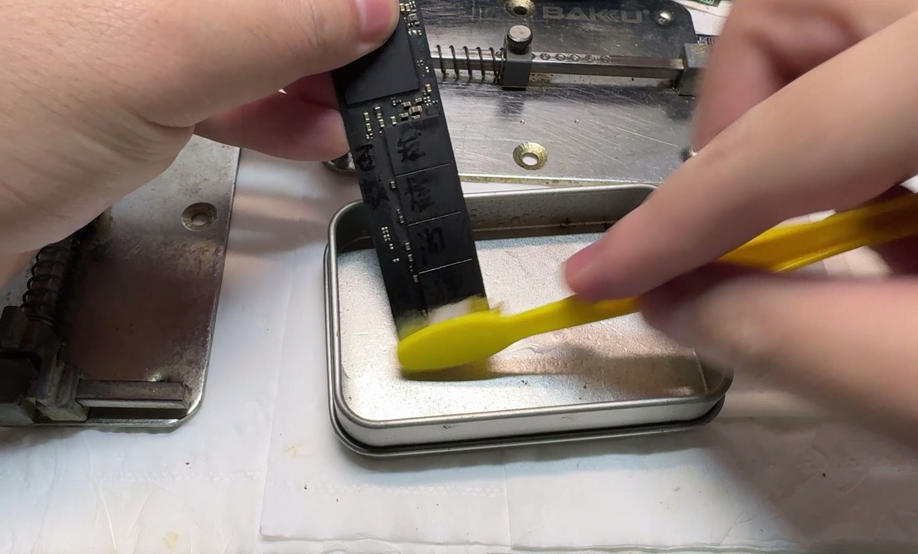 固态硬盘损坏后有重要资料一定要及时处理 闲置时间长了会翻车