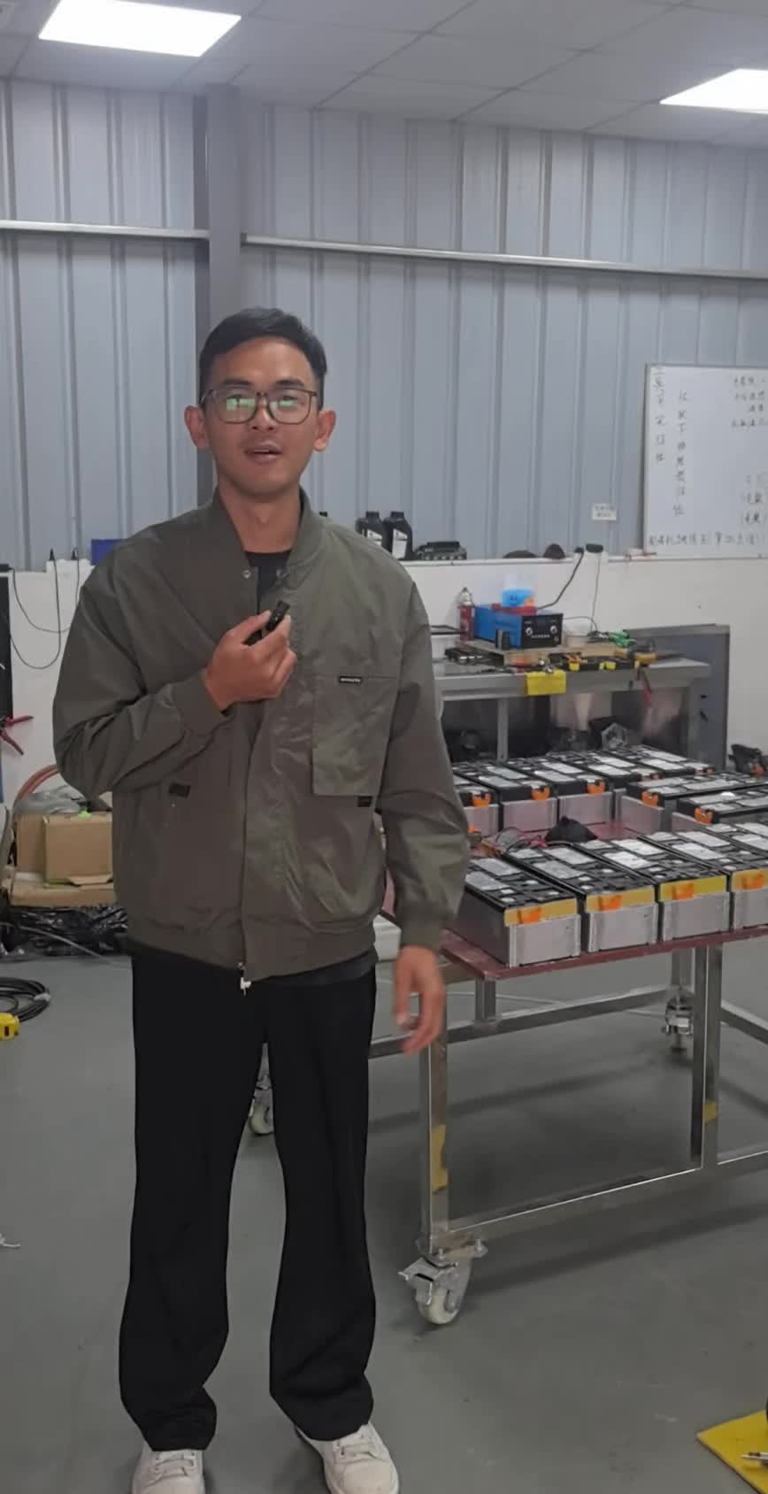 哪吒U动力电池更换单体电芯,采用宁德时代174三元锂模组!#哪吒专修#...