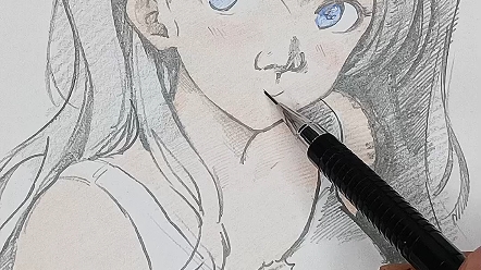 给大家科普一下,为什么漫画人物的鼻子和嘴巴要画简单,因为按真人画,...