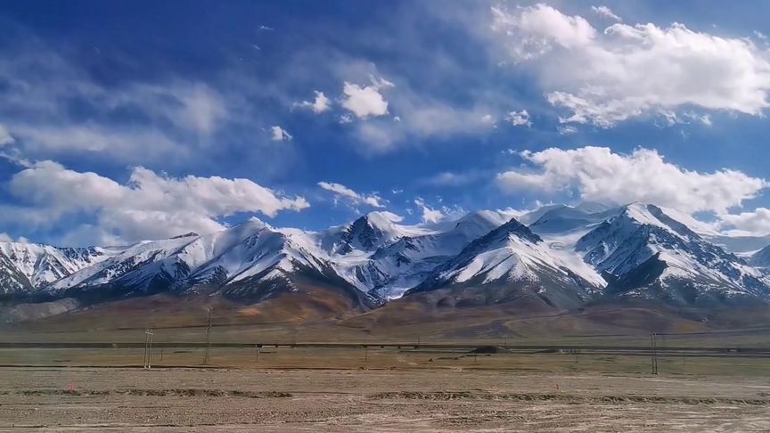 #昆仑雪山#自驾旅拍 #最美的风景在路上 莽莽昆仑,气势磅礴