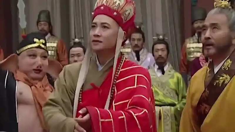 西游记:悟空八戒捉妖,鹿精被领走,狐狸精被打死