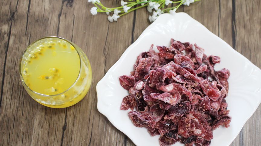 百香果浑身是宝,连百香果皮都不放过,果皮别扔,做这个超好吃