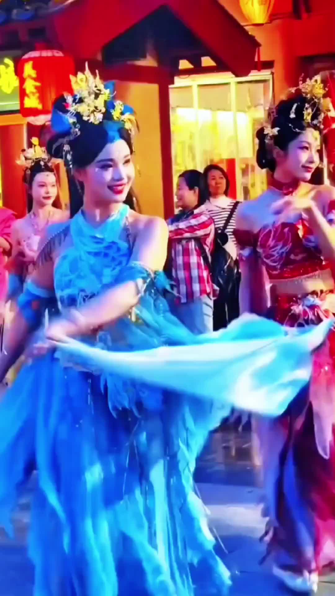 大美云南,少数民族传统文化多姿多彩! 云南,少数民族聚居的瑰丽宝之地...