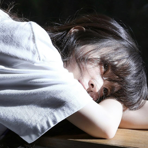 荼靡中的小西 