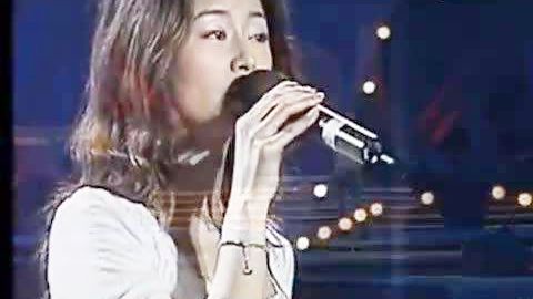紫薇的一首还珠格格插曲《雨蝶》实在是太好听