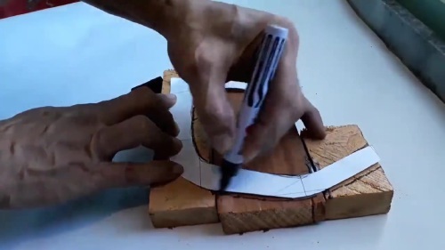 手工木制电动车模型