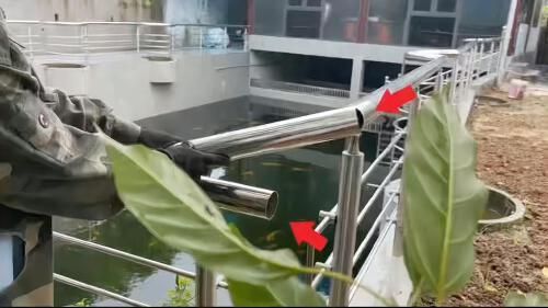 如何将高低方向各不相同的两根钢管完美连接起来,这个方法太牛了