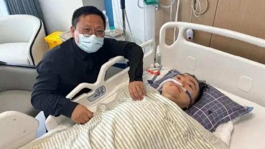 蔡磊公布渐冻症诊断报告 5月住进ICU一度考虑气切