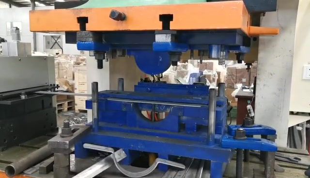 抱箍自动生产线 自动下料成型打字冲剪机