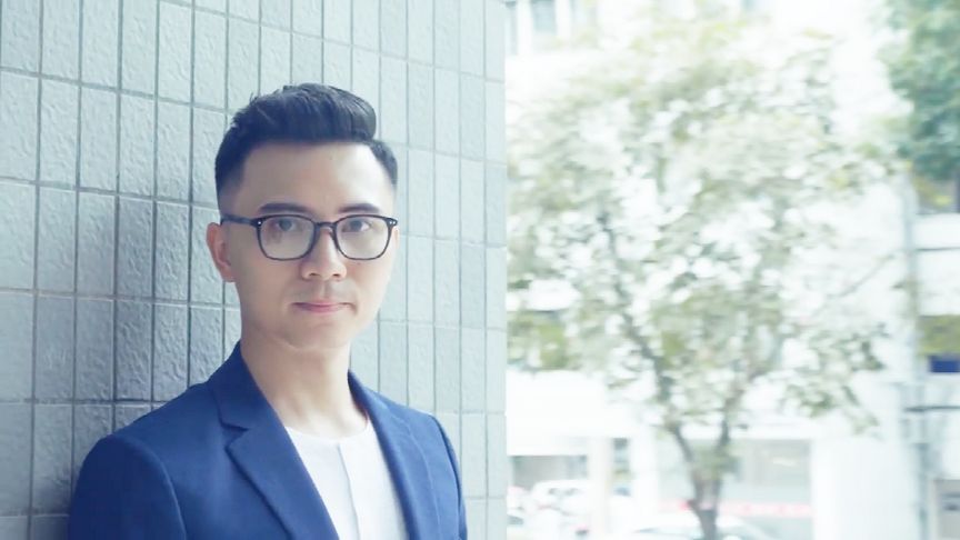 这才叫形象设计,只可惜这样的美发店太少了,同意吗