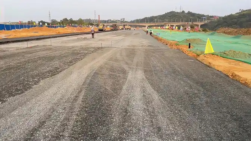 2024年某市政道路工程价格
