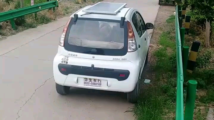 御捷Q5电动低配改装导航太阳能发电