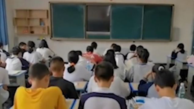 中学班级62名学生全是班干部,老师:提高责任感
