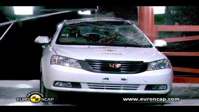 国产骄傲 吉利帝豪碰撞测试视频